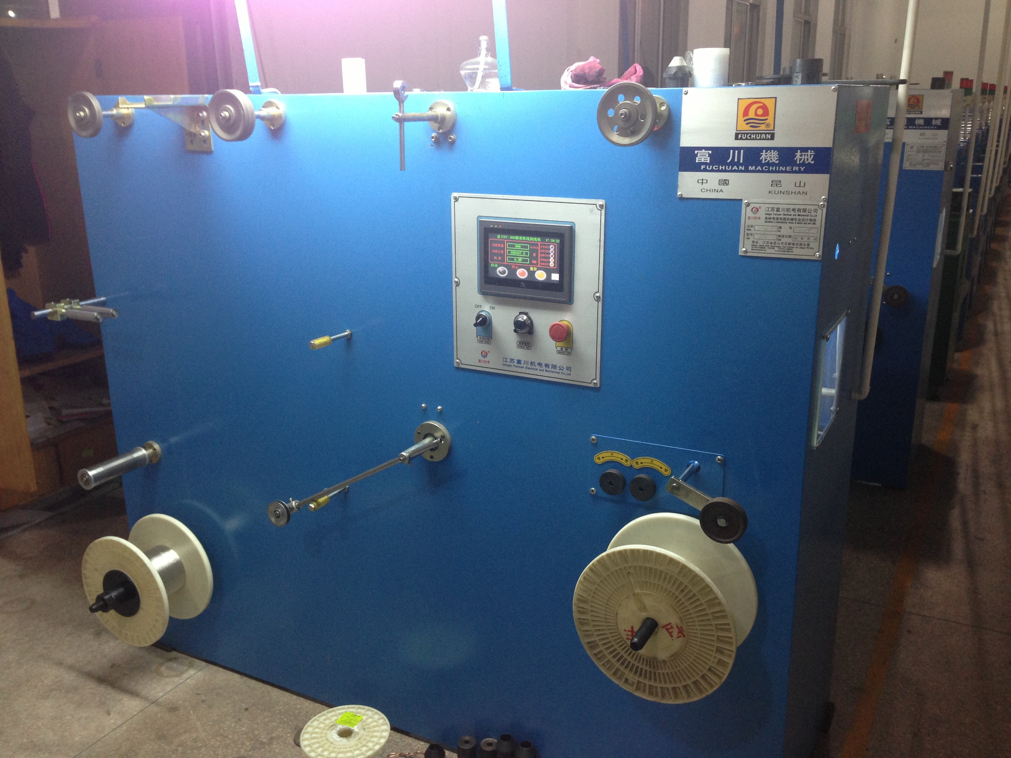 Sky Blue Double Twist Bunching Machine Automatic Wire Rewinding Machinery